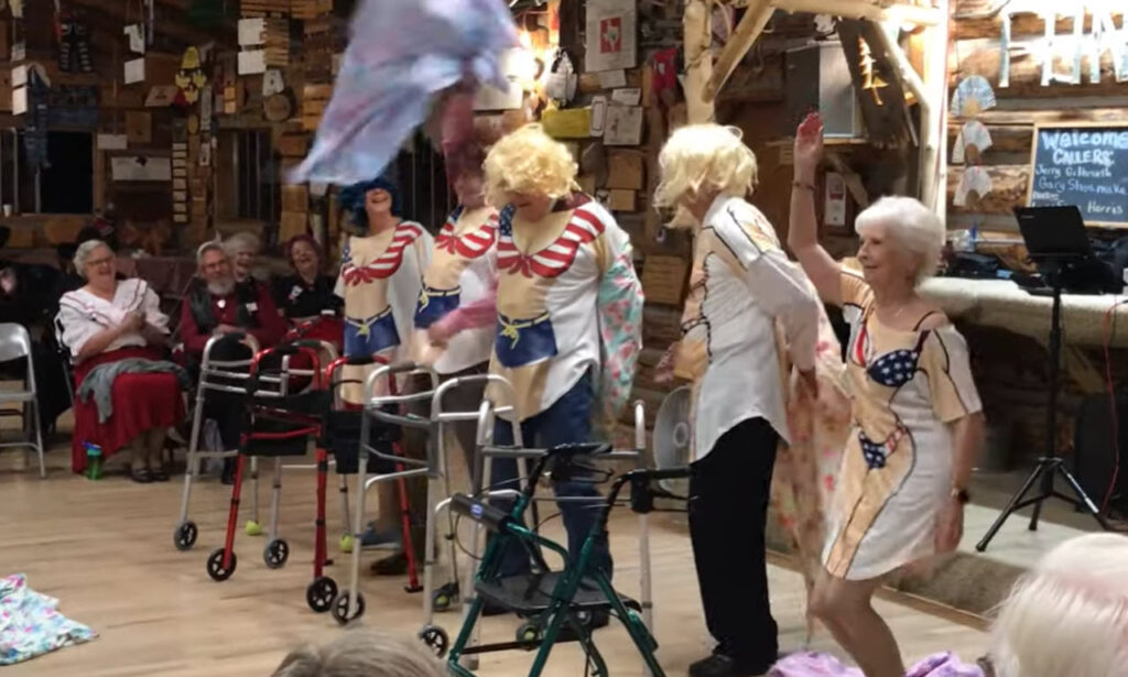 5 ‘Old Ladies’ Take The Stage For Unforgettable ‘Pretty Woman’ Dance ...