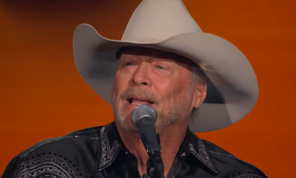 He Tried To Hold It In And The Moment Spilled Over On Stage As Alan ...